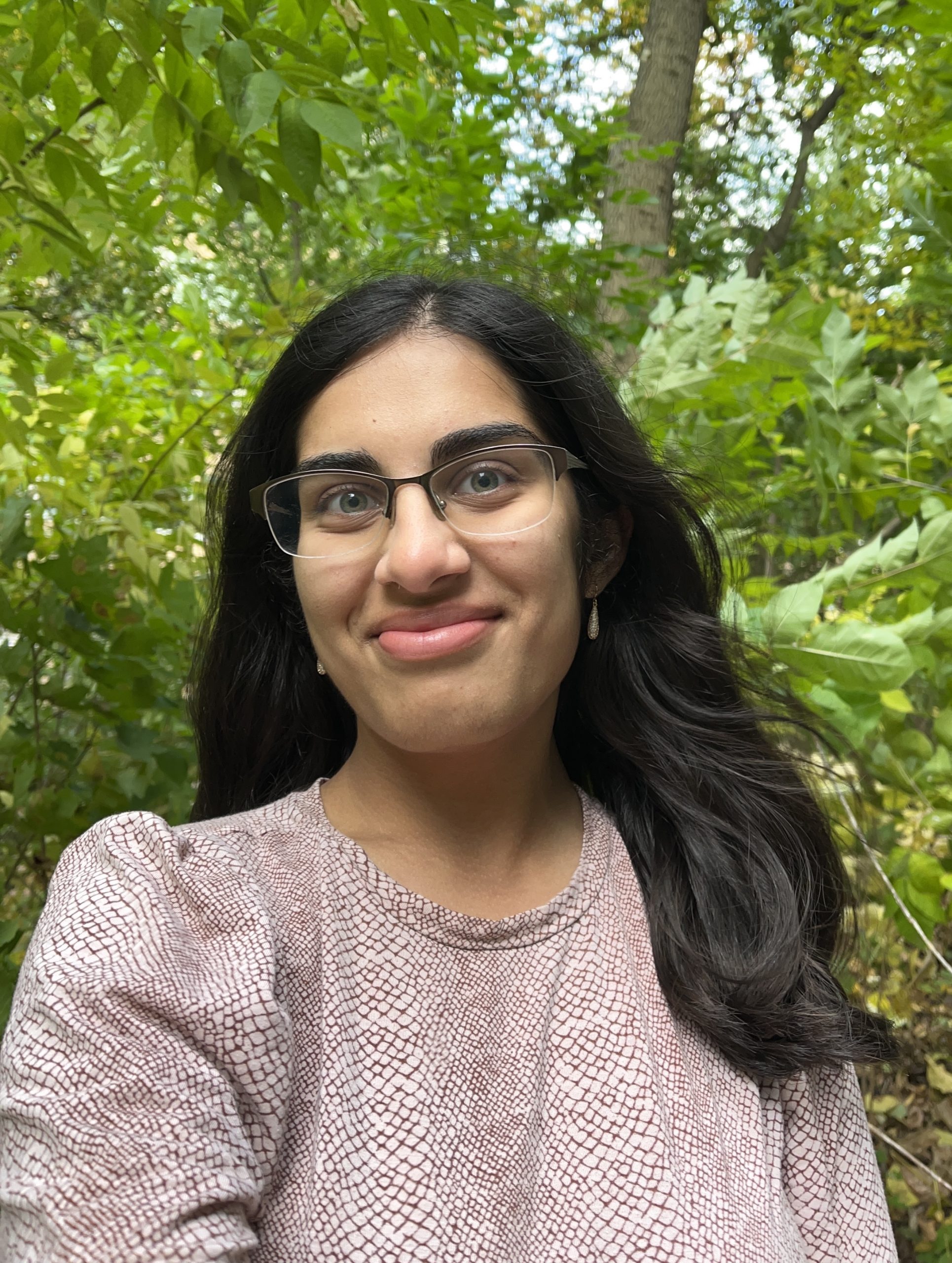 Welcome, new undergraduate student Muneeza Munawar! – Bergmann Research ... Welcome, new undergraduate student Muneeza Munawar! – Bergmann Research ...